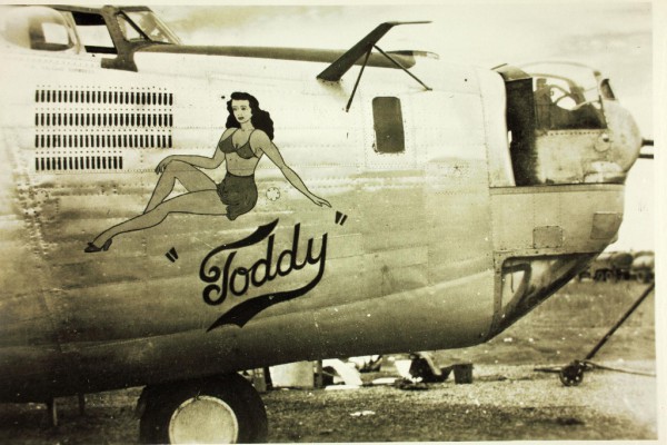 22 images of amazing nose art - these were some serious artists ...