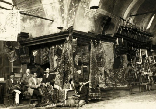 World’s oldest and biggest covered market - Beautiful vintage photos of ...