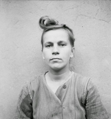 Faces of evil: Eerie portraits of female guards of Nazi concentration ...