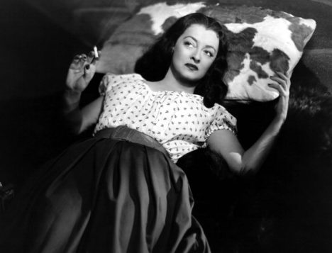 Photos of Bette Davis- one of the greatest female figures of Classical ...