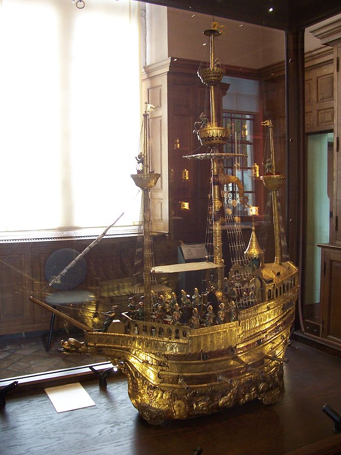 One of the great executive toys of the European Renaissance, the ...