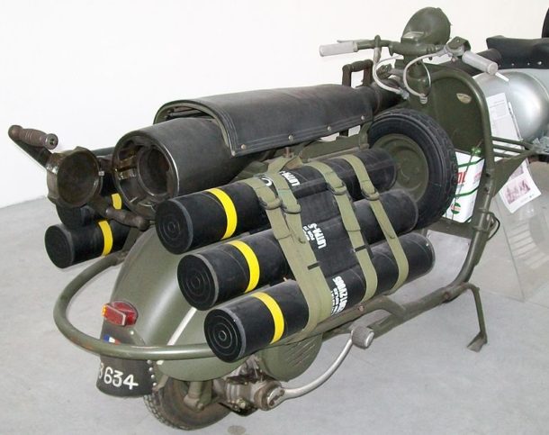 Vintage war machine: The "Bazooka Vespa" - The Vintage News