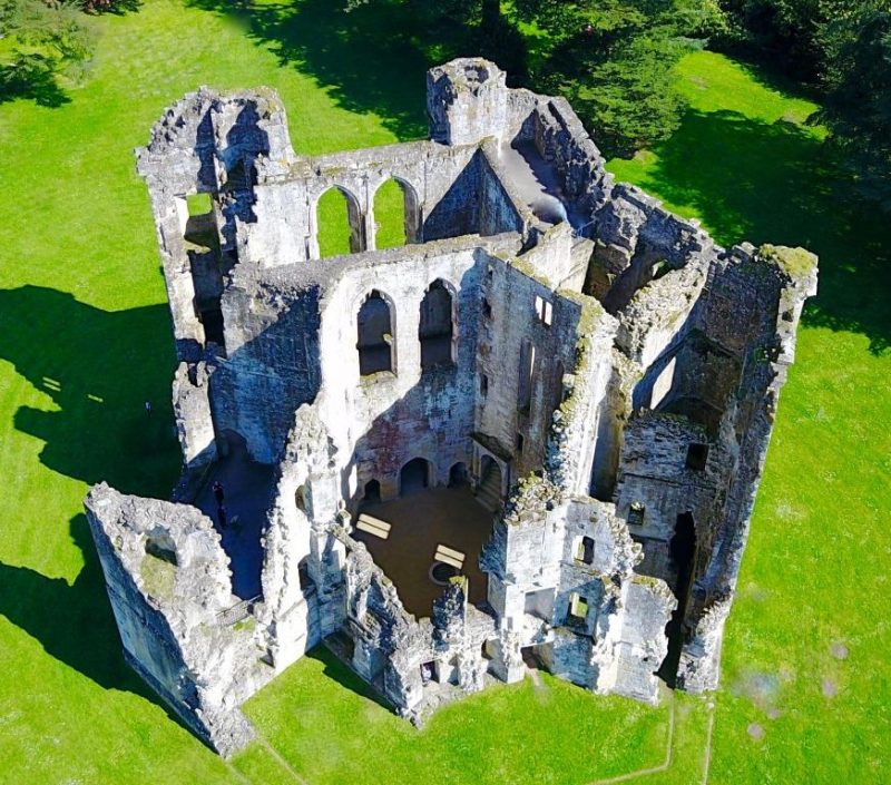 Wardour Castle - The 14th-century hexagonal castle was once one of the ...