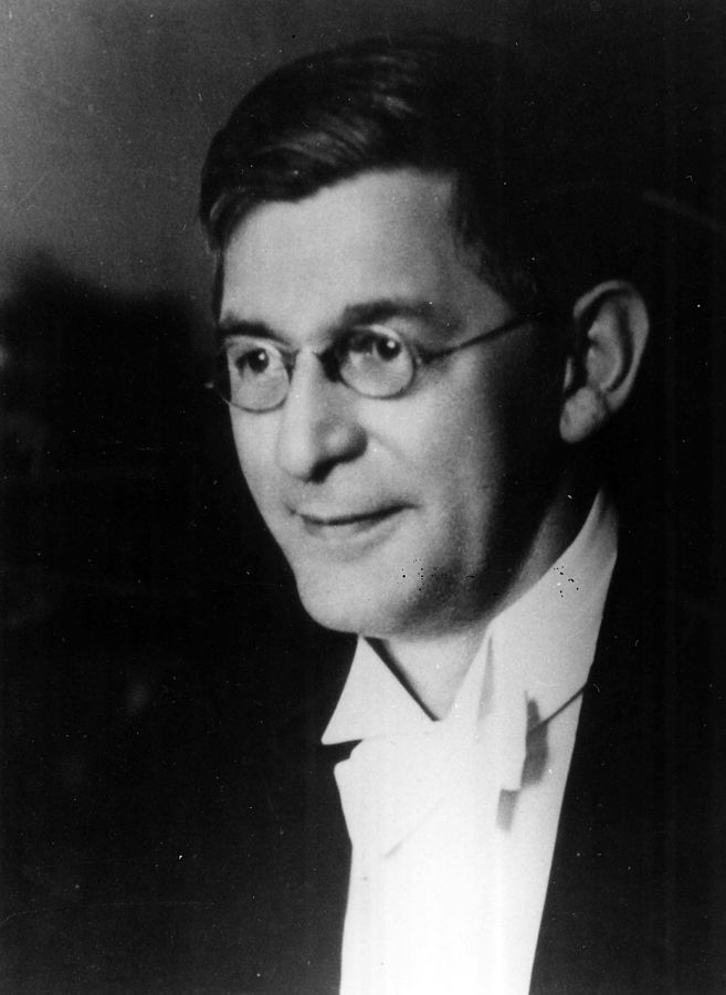 Nine drops since 1930: The longest running pitch drop lab experiment in ...