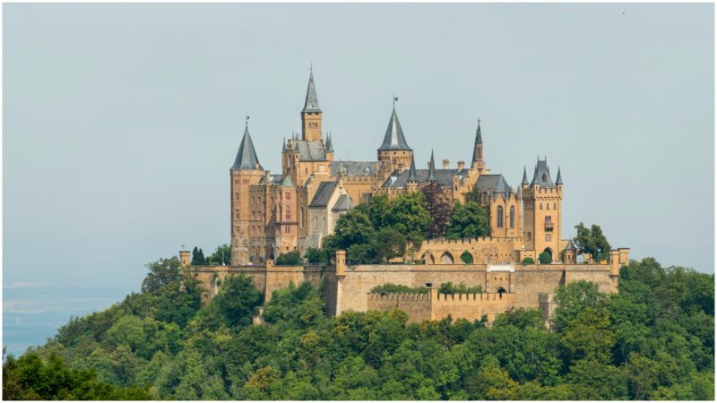 Hohenzollern Castle, beautiful home of the German dynasty, also has a ...