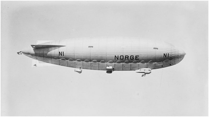 The amazing flight of the "Norge," the airship that took Amundsen on ...