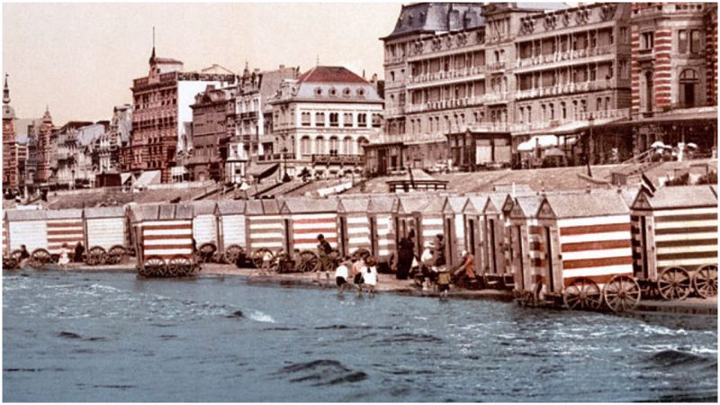 Victorians at the beach and the bizarre device called the “Bathing Machine”