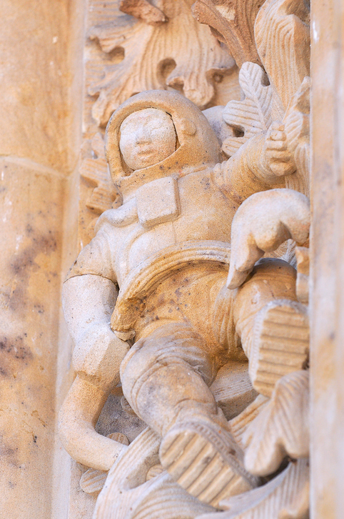 This "astronaut" carving on an old Spanish cathedral isn’t what people ...
