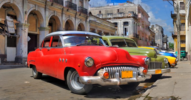 Cuba's vintage car culture in pictures - The Vintage News