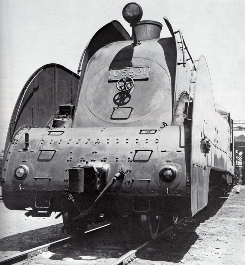 Futuristic Photos of Streamlined Art Deco Trains from the 1930s - The ...