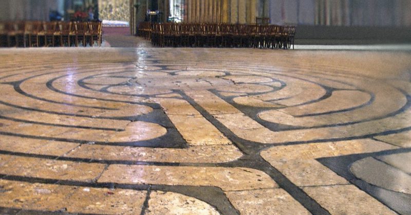 The Enigmatic Labyrinth on the Floor of one of Europe's Greatest Gothic ...