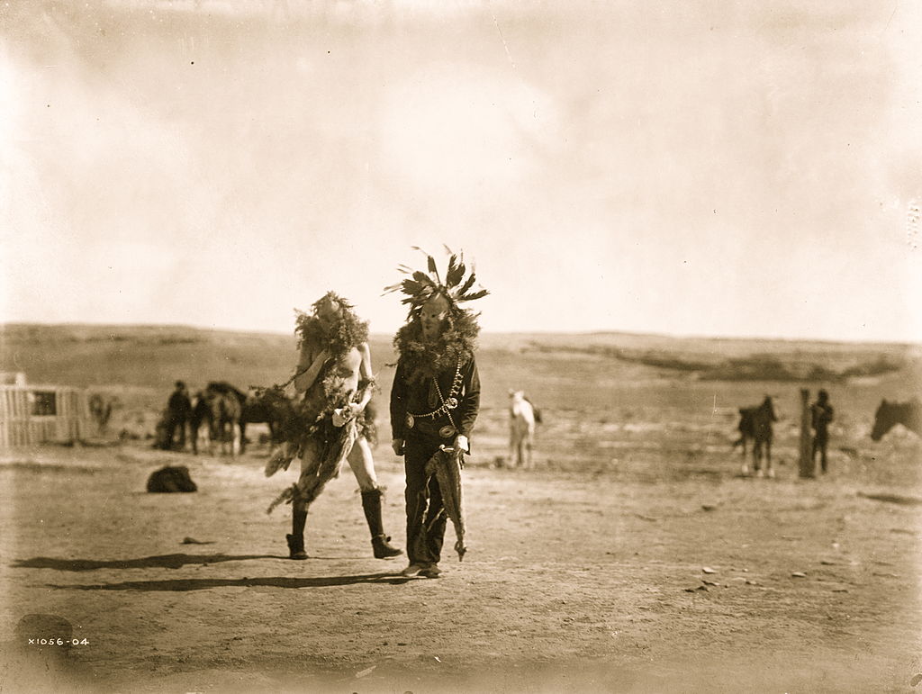 Rare Photos Reveal the Native American Way of Life - The Vintage News