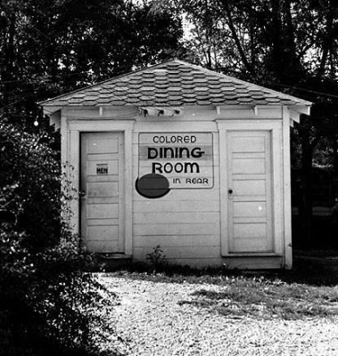 27 Heartbreaking Photos that Sums Up the Racial Segregation Era in the ...