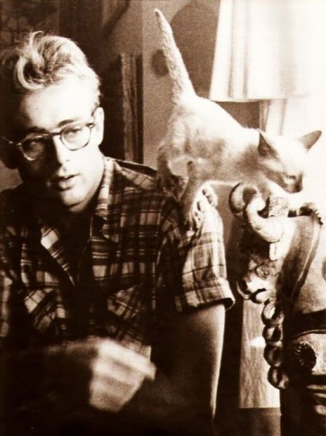 20 Amazing Photos Of The Always Young James Dean | The Vintage News