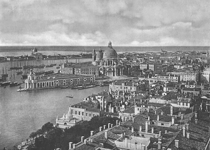 Photos of Venice from the early 20th Century | The Vintage News