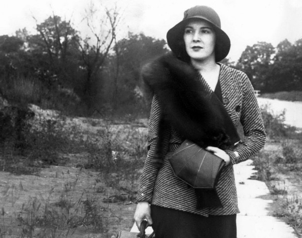 Mob Molls: Incredible photos show the lady companions of the New York ...