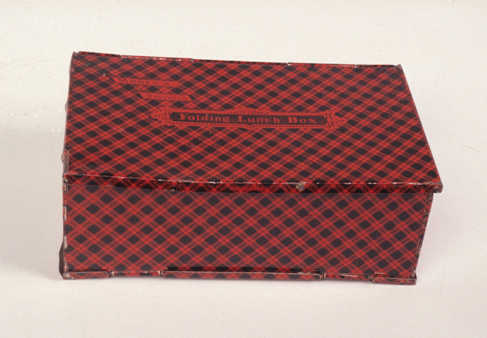 The Evolution of Lunch Box- These cool vintage lunch boxes will bring ...