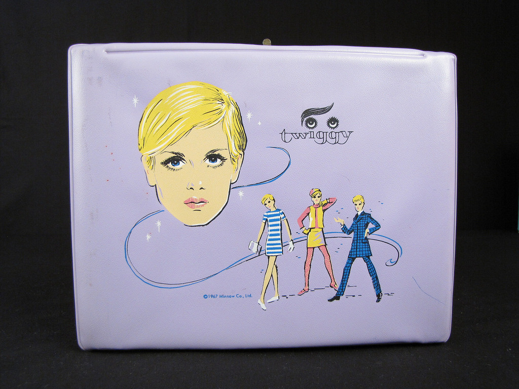 The Evolution of Lunch Box- These cool vintage lunch boxes will bring ...