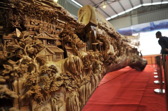 A breathtaking Chinese wood sculpture. The longest piece of tree ...