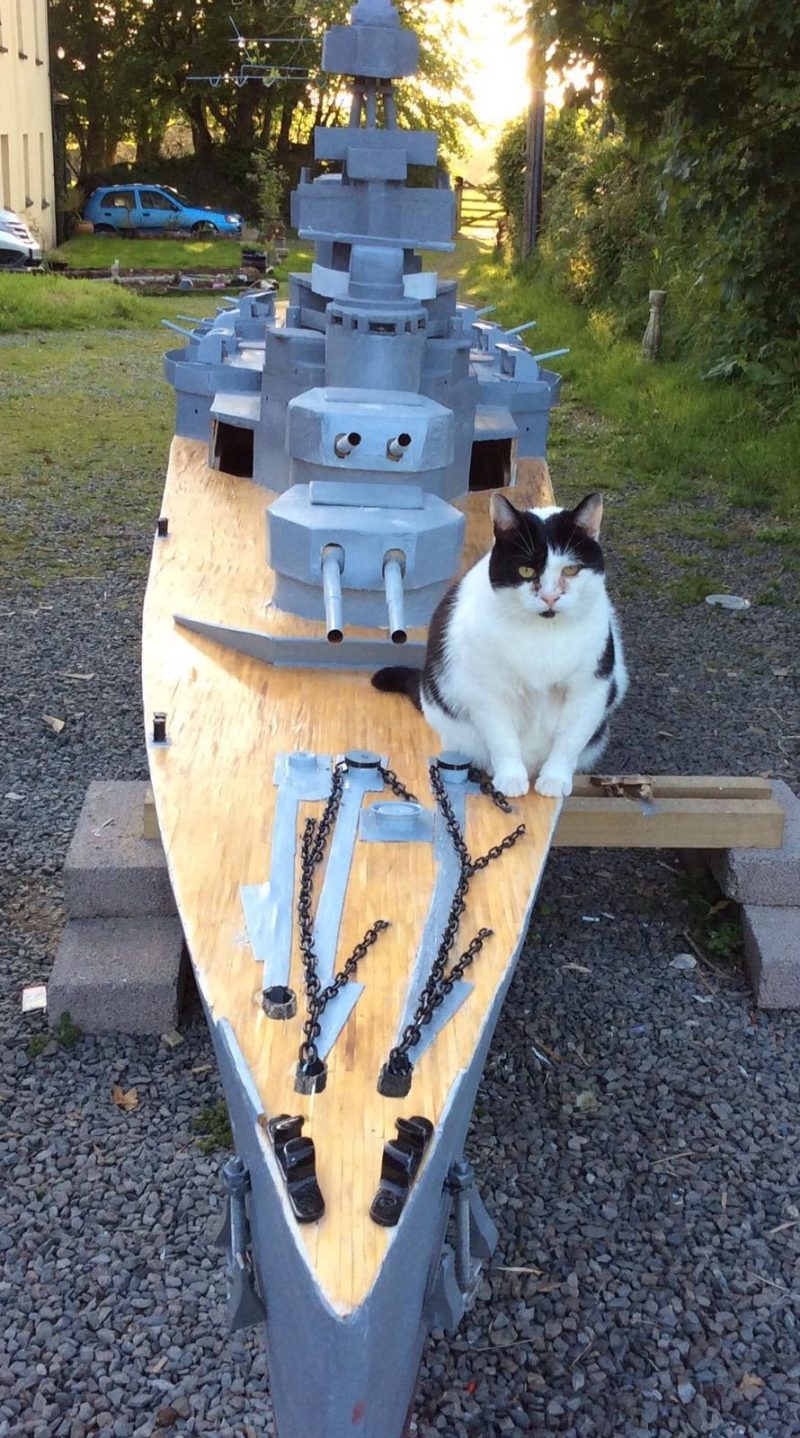 In his back yard: A naval buff is building a 25' working model of the ...