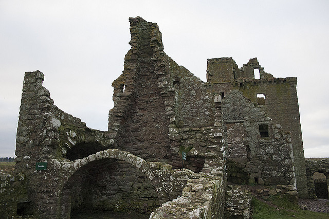 Dunnottar castle: A ruined medieval castle with the most spectacular ...