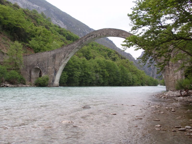 The historic bridge of Plaka in Arta: The largest single-arch bridge in ...