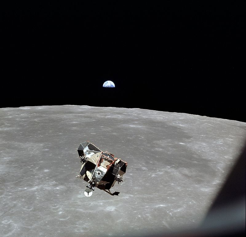 Apollo 11 Tapes Made Public - NASA Releases 19,000 Hours of Historic ...