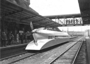 The Rail Zeppelin: Experimental train that resembled a Zeppelin airship ...