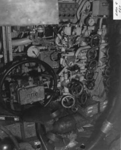 Totally & utterly fascinating images of the US capturing U-Boat 505 ...