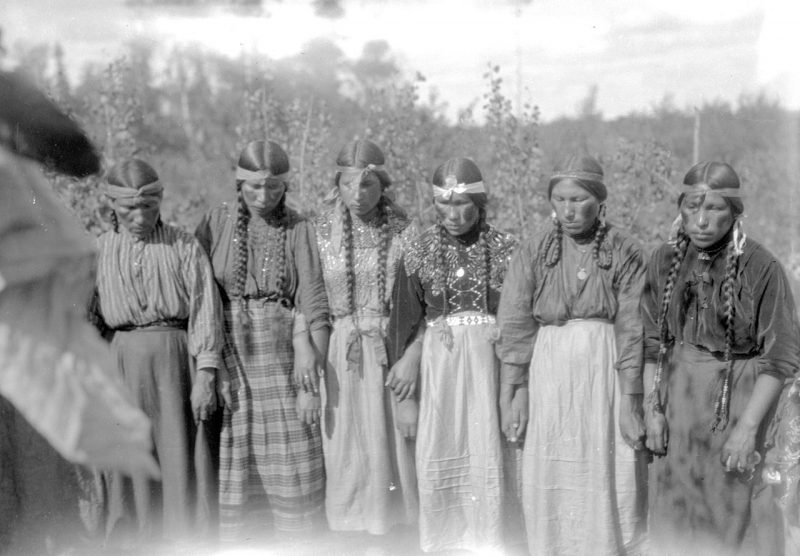 Gorgeous portraits of Cree Tribe, the largest group of First Nations in ...
