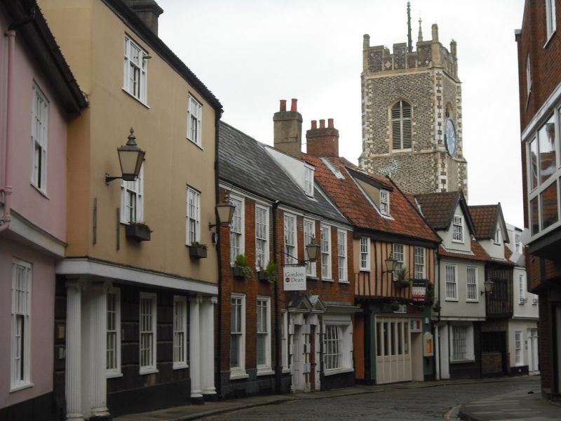 The medieval street Elm Hill in Norwich is one of the best preserved in ...