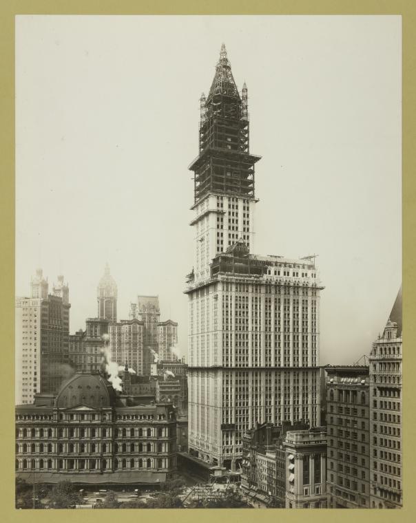 A photographic journey of the construction of the Woolworth Building ...