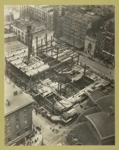 "The Cathedral of Commerce"-Rare photos of the construction of the ...