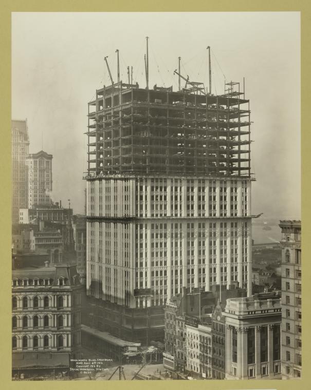 A photographic journey of the construction of the Woolworth Building ...