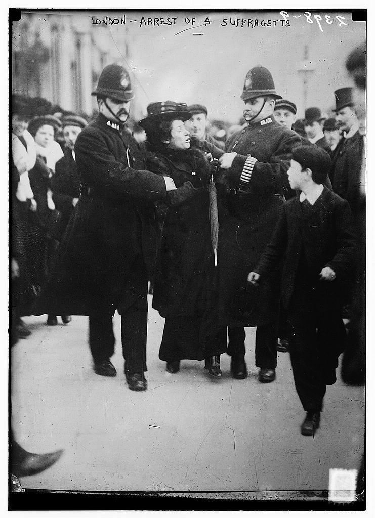 Marching for a vote: photos show suffragettes on Suffrage Parade in ...