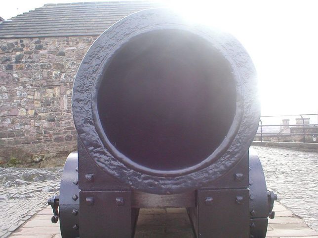 One of the largest cannons built in the Middle Ages: The Mons Meg at ...