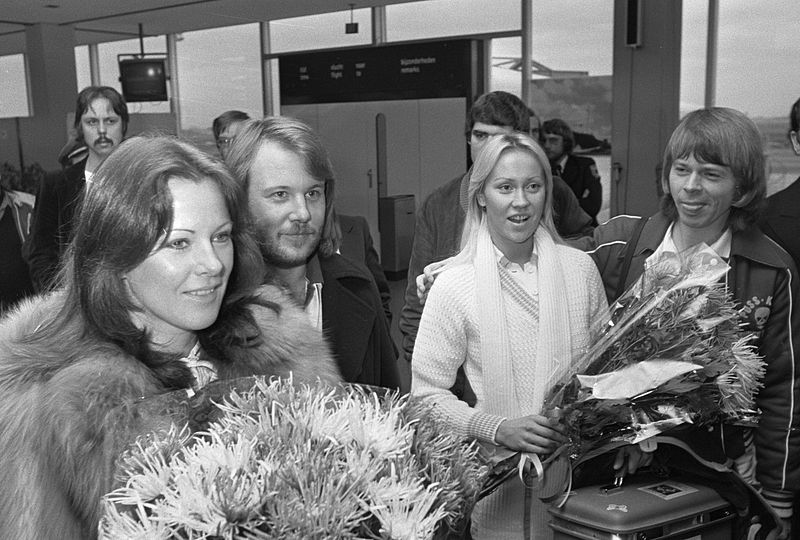 The war child Frida Lyngstad from ABBA was lucky enough to move from ...