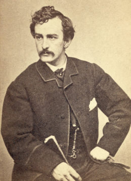 Edwin Booth, John Wilkes Booth's brother, saved the life of Robert ...