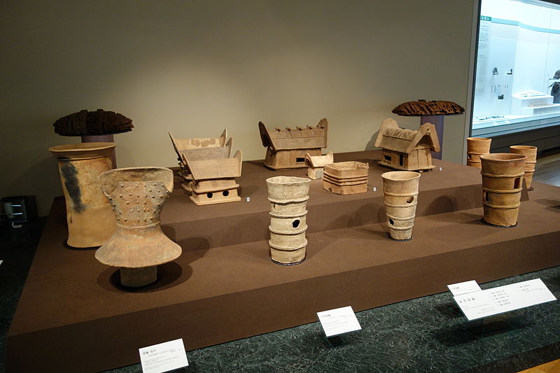 Haniwa: funerary objects built for the Japanese elite during the 4th to ...