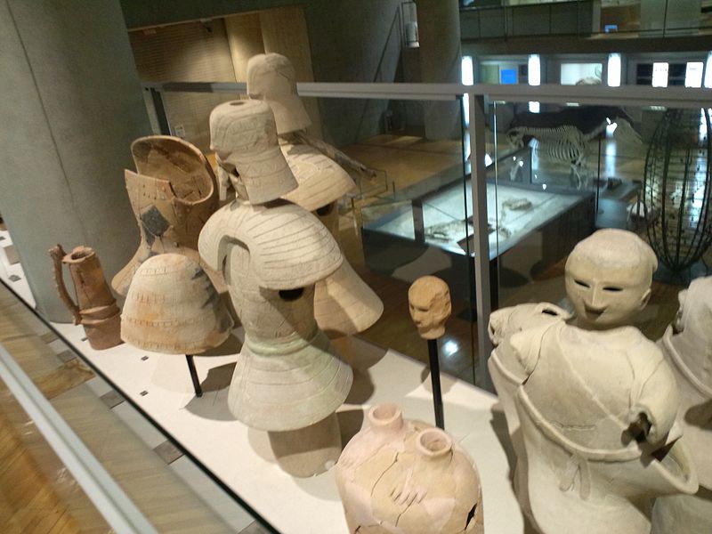 Haniwa: funerary objects built for the Japanese elite during the 4th to ...
