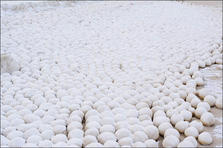 Natural ice balls that appear on a beach in the Gulf of Ob in NW ...