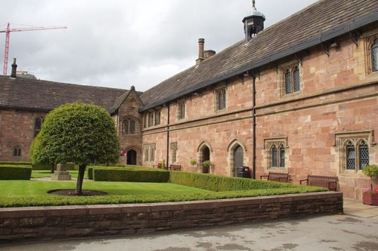 Once the study hall of Karl Marx, dating to 1653 Chetham's Library is ...