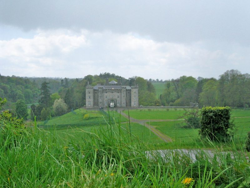 The Slane castle: one of the most picturesque castles in Ireland is ...