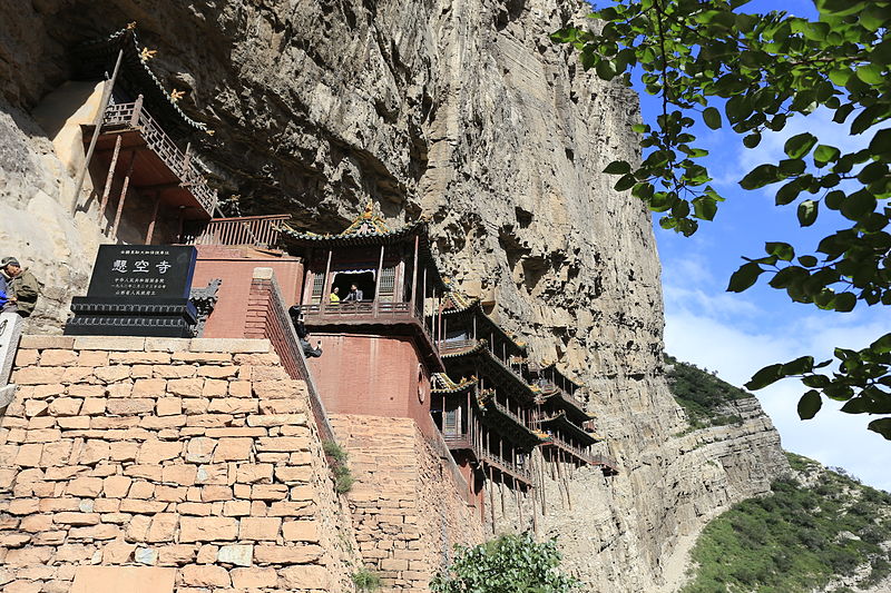 The Hanging Monastery in China: A rare piece of architecture and one of ...