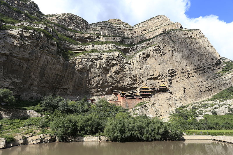 The Hanging Monastery in China: A rare piece of architecture and one of ...