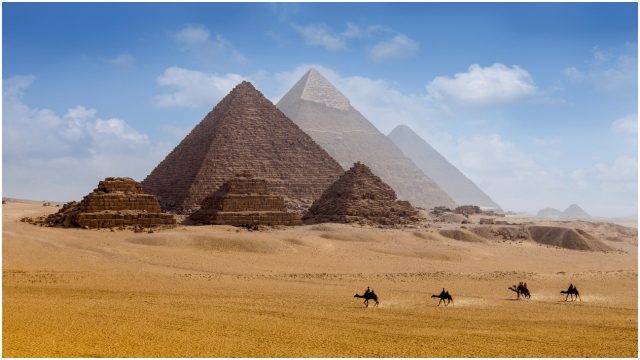 The Great Pyramid of Giza was once covered in highly polished white ...