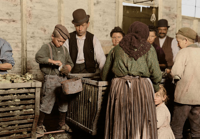 Child labor of early 20th century brought to life in colorized images ...