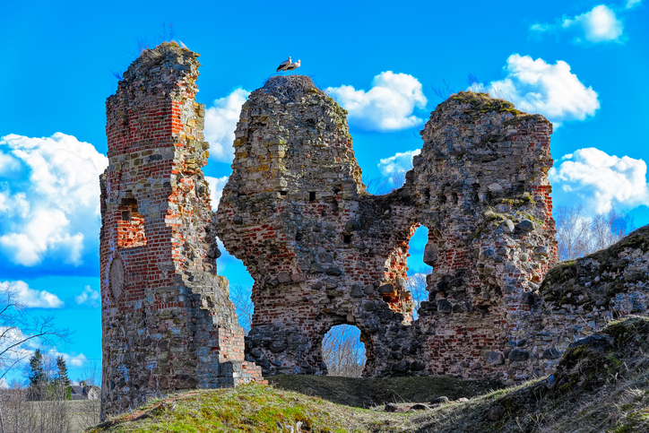 The Vastseliina Castle in Estonia: The mighty stronghold, now in ruins ...