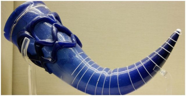 Photo History of Ancient Drinking Horns from Around the World | The ...