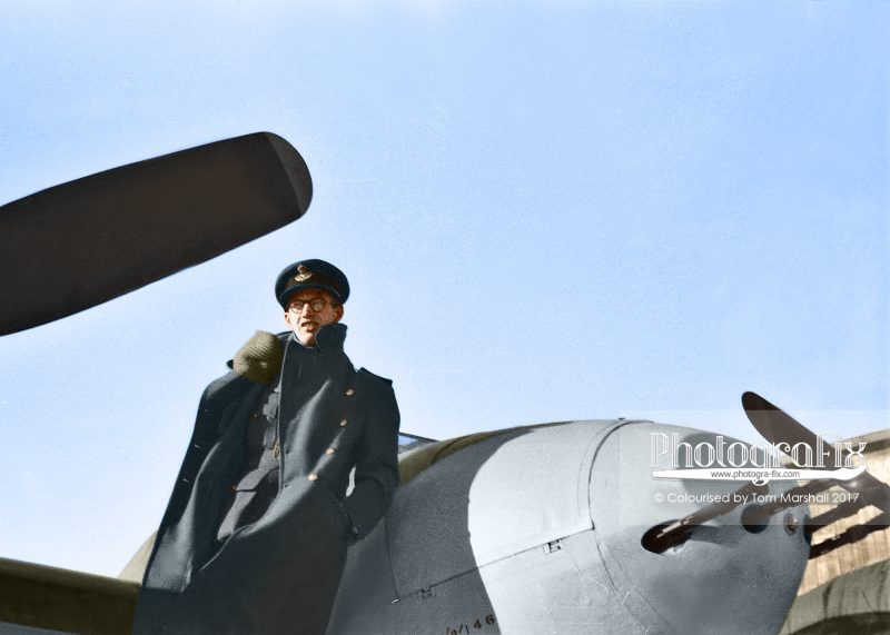 Magnificent Men: Everyday Heroes of the RAF in Colour | The Vintage News